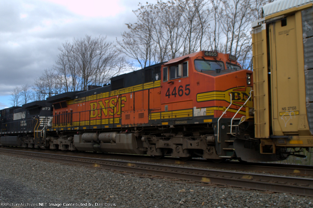 BNSF C44-9W 4465 as the trailing unit on 11J